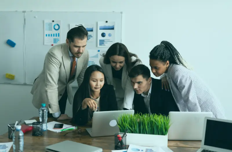 The 7-Step Custom Software Development Process Explained
